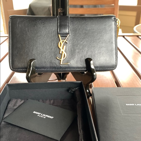 Yves Saint Laurent | Bags | Ysl Cassandra Black Leather Long Zipper ...